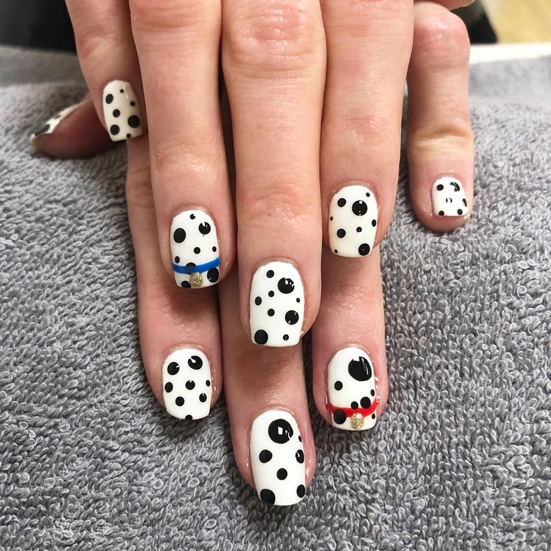 ZOE’S | Nail technician gel nails and custom art